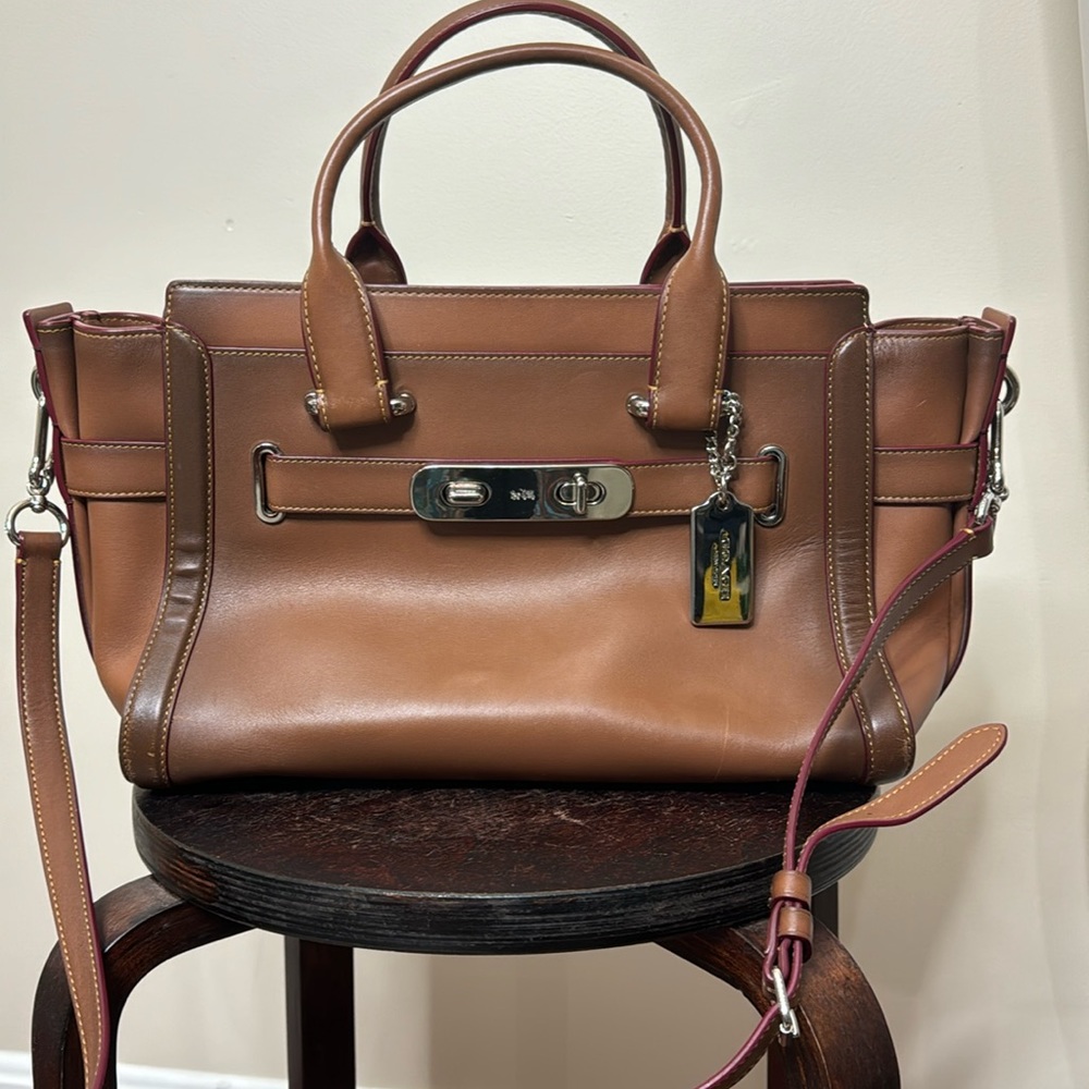 Coach Swagger Brown Leather Purse Bag - Gem